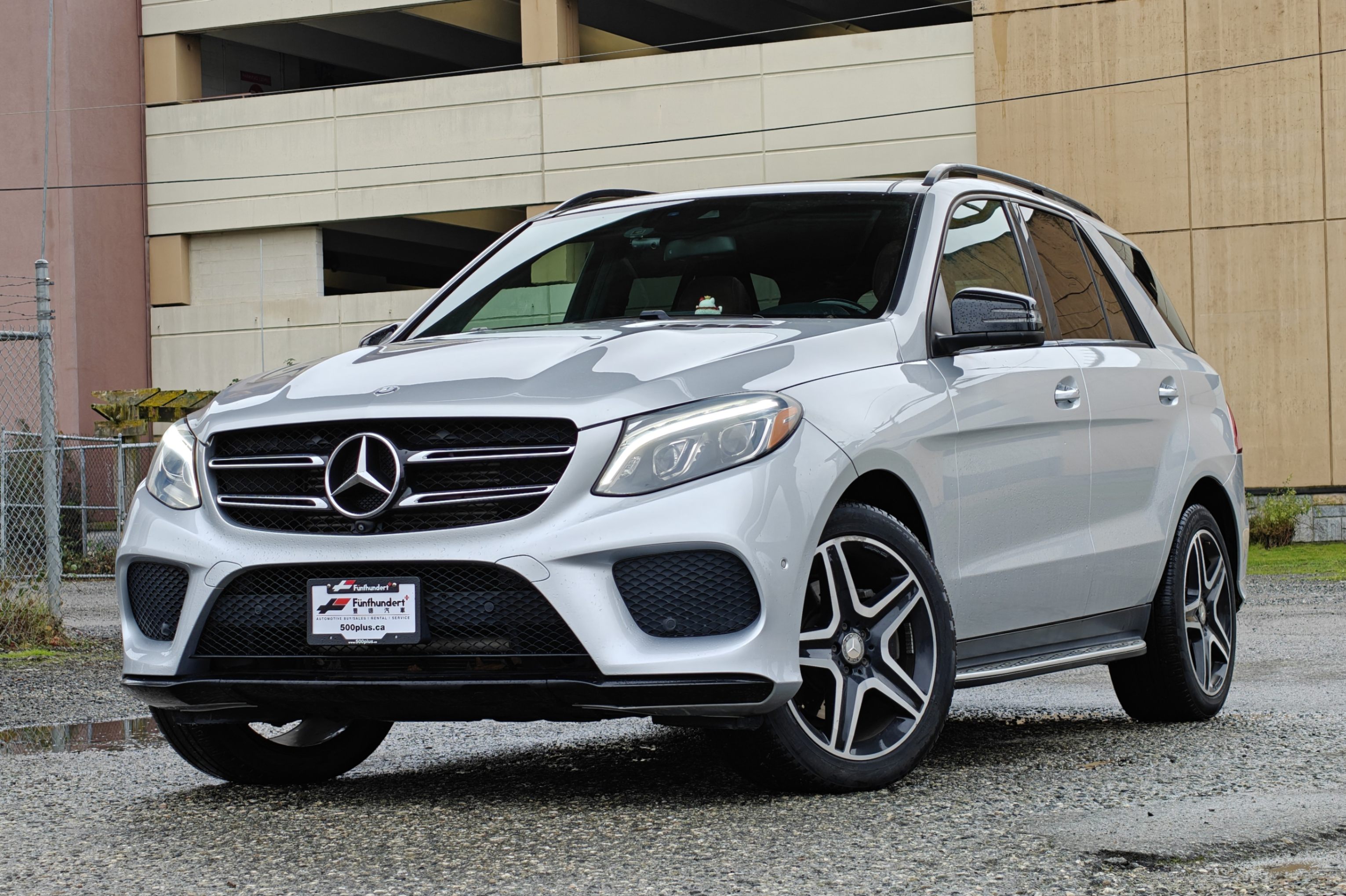 Richmond Used Car Dealer | New and Used Car For Sale | Funfhundert Plus