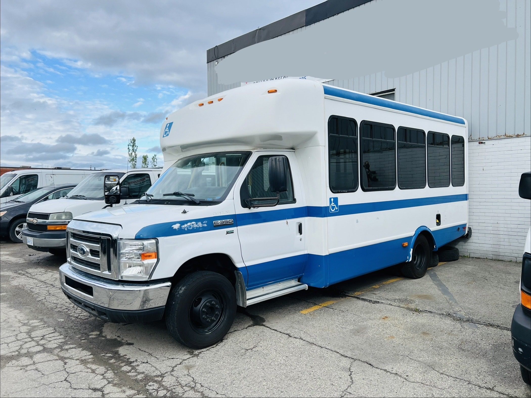 2019 Ford E-Series Cutaway