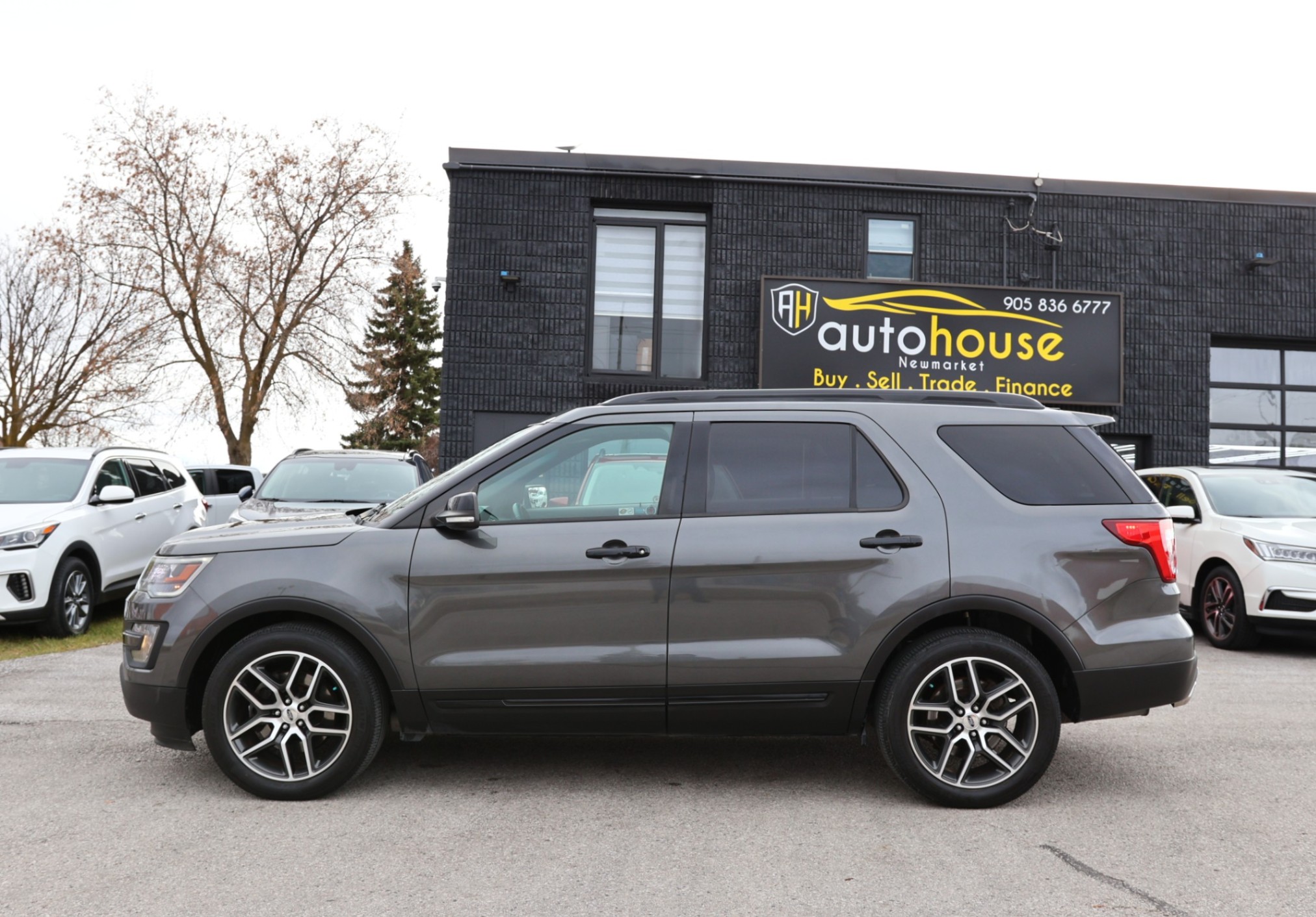 2016 Ford Explorer