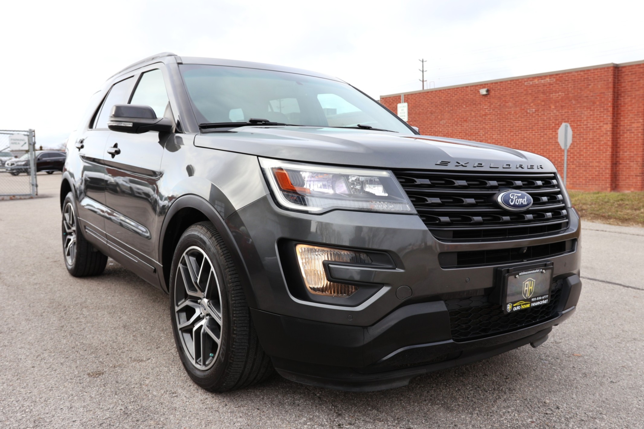 2016 Ford Explorer
