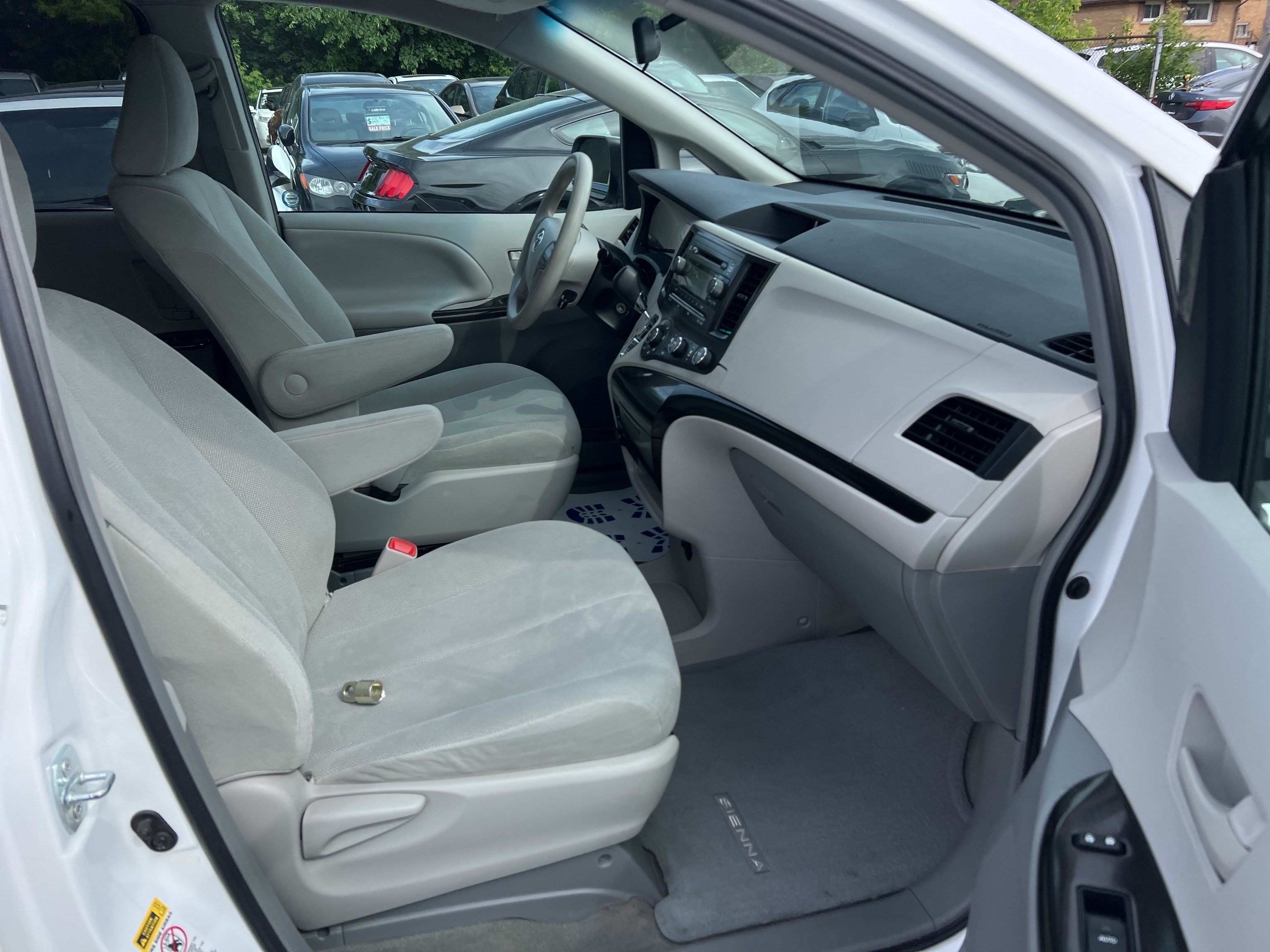 HAMILTON Used Car Dealer | New and Used Car For Sale | Best Motors