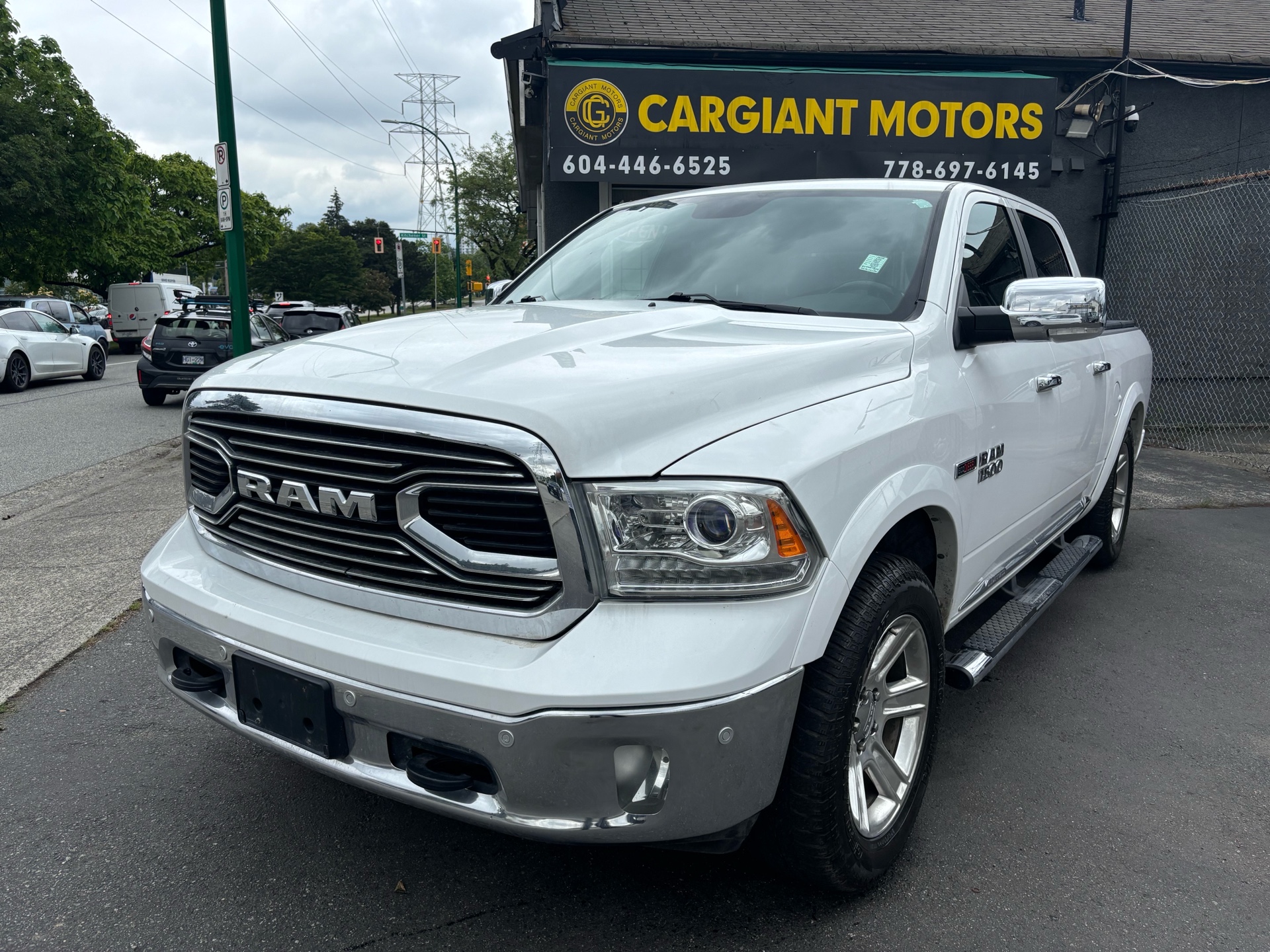 BURNABY Used Car Dealer | New and Used Car For Sale | Cargiant Motors