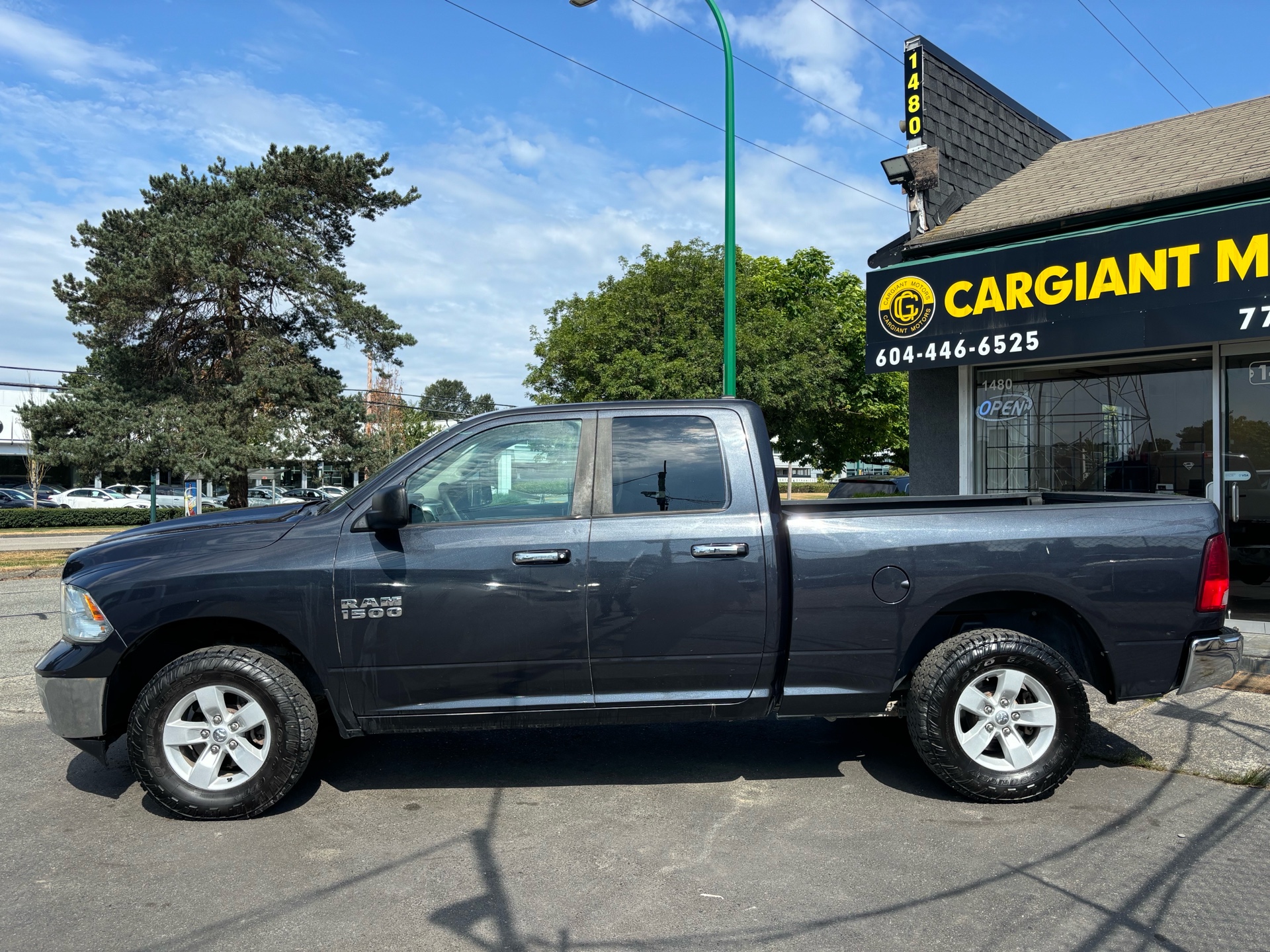 BURNABY Used Car Dealer | New and Used Car For Sale | Cargiant Motors