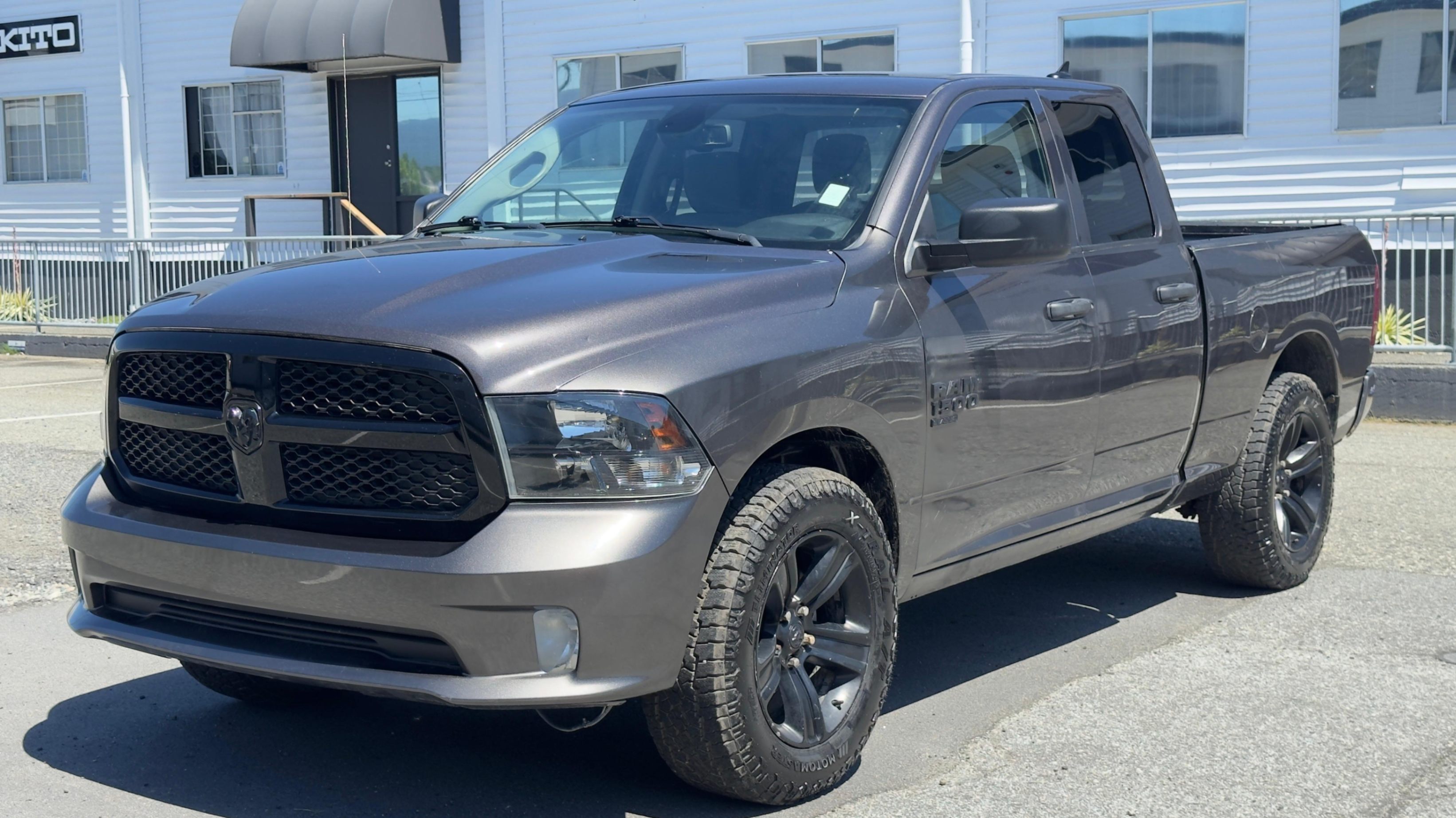 BURNABY Used Car Dealer | New and Used Car For Sale | Cargiant Motors