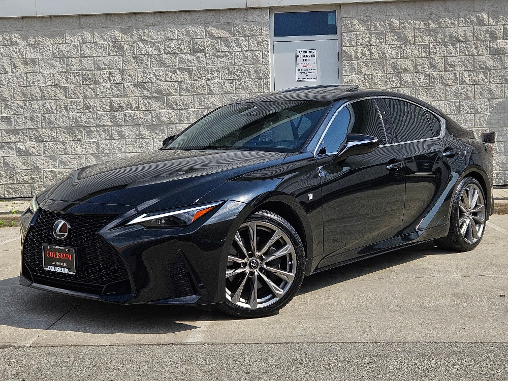 2021 Lexus IS
