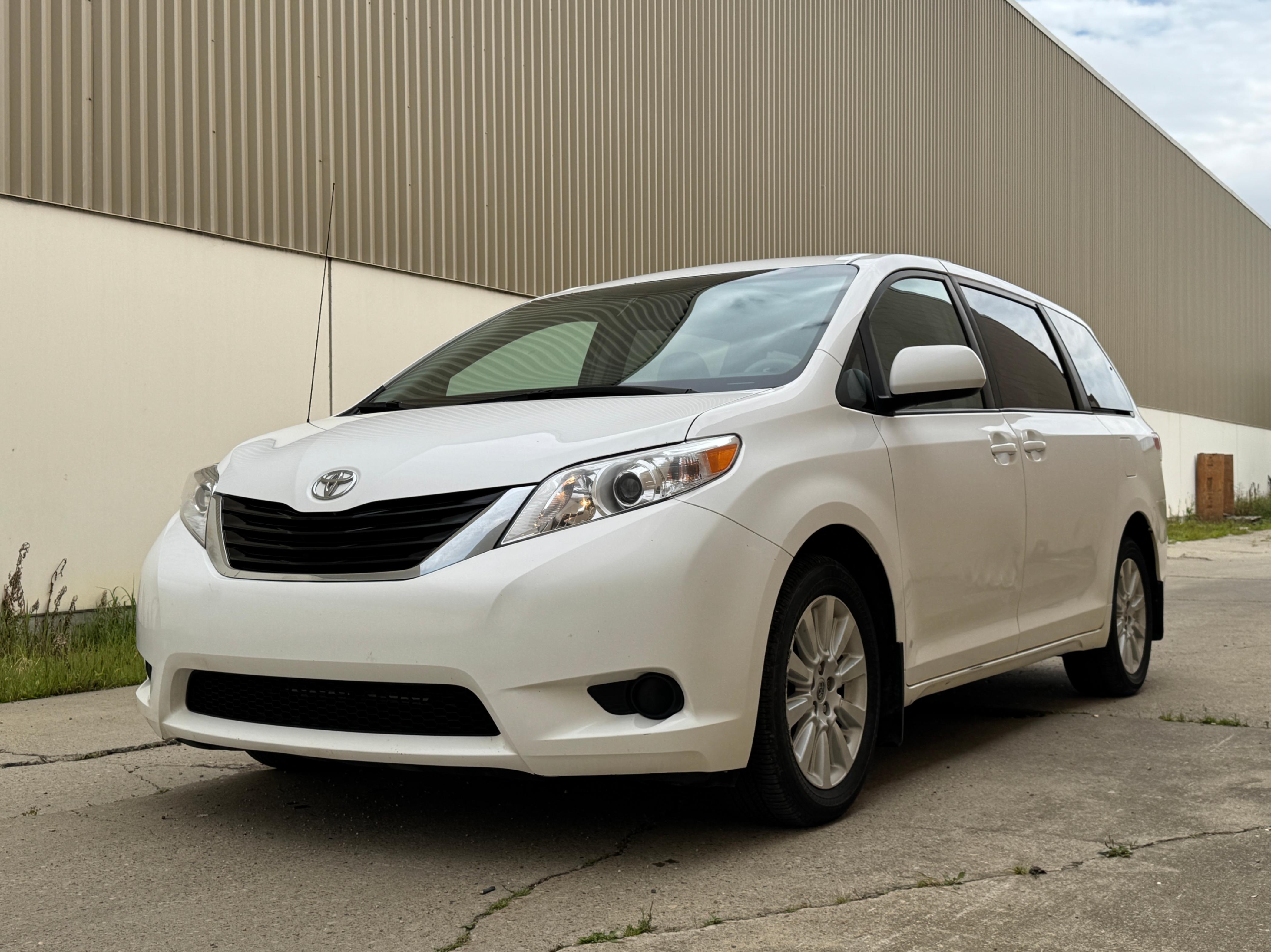 EDMONTON Used Car Dealer | New and Used Car For Sale | Ezway Auto Group.