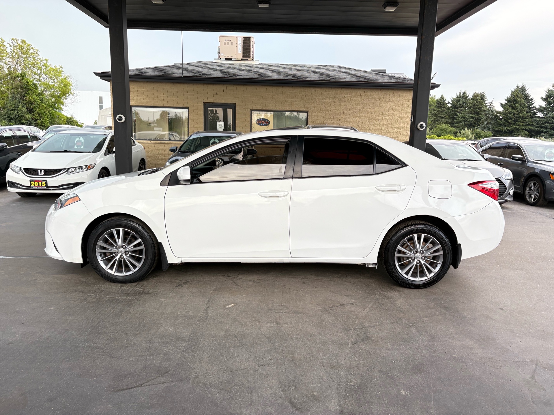 PUSLINCH Used Car Dealer | New and Used Car For Sale | GRAND AUTO GROUP INC