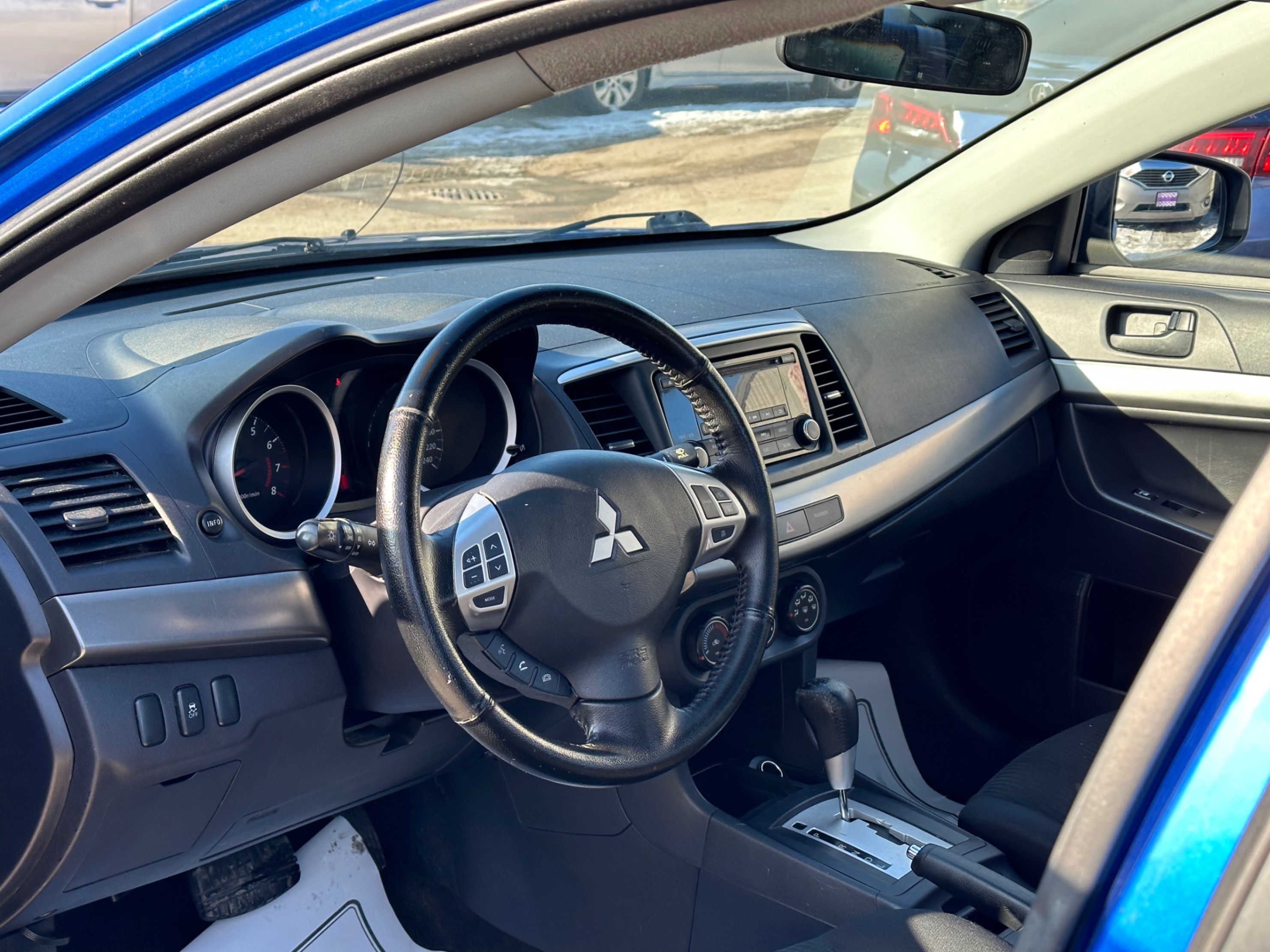 Winnipeg Used Car Dealer | New and Used Car For Sale | Gundhu