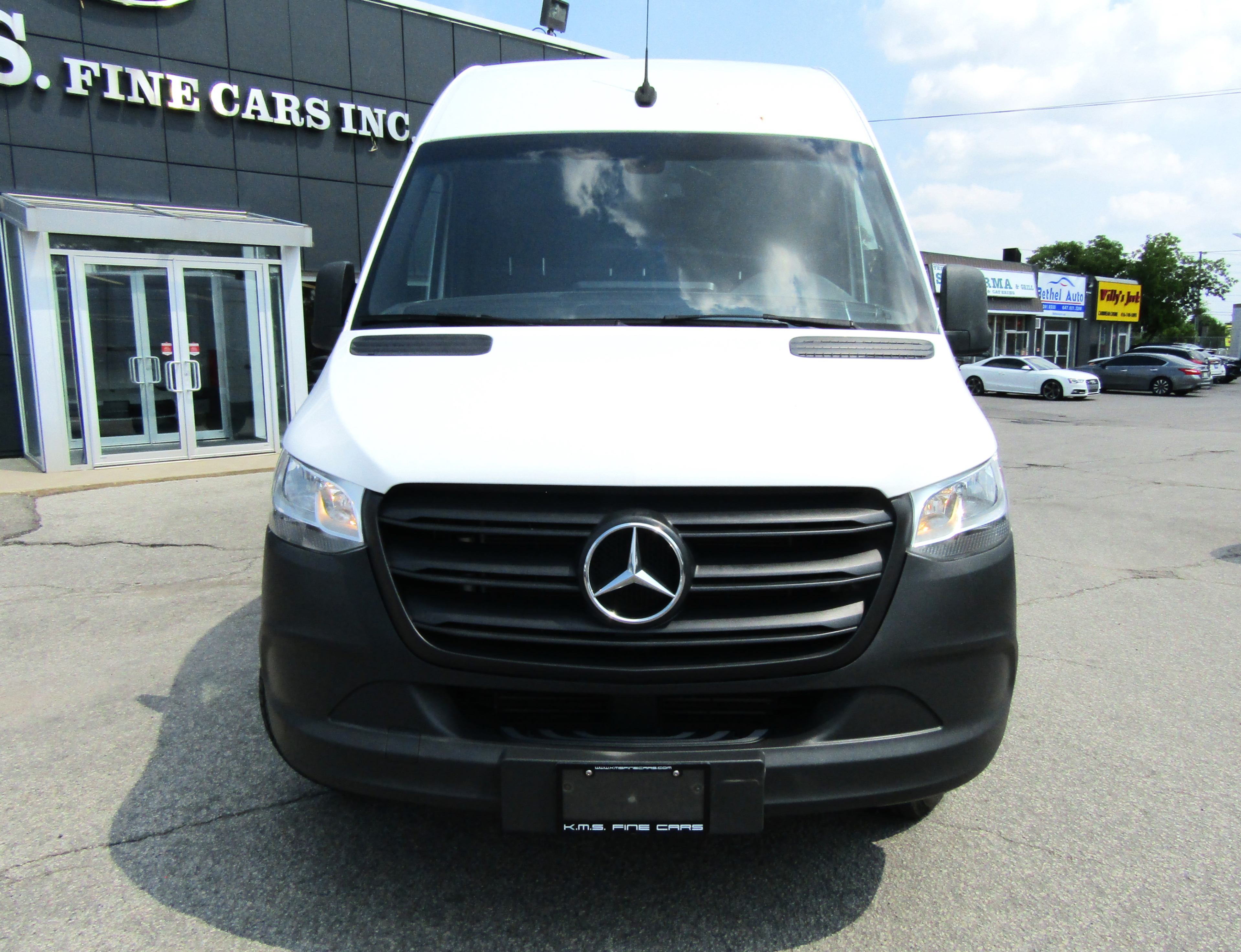 Toronto Used Car Dealer | New and Used Car For Sale | K.M.S Fine Cars Inc