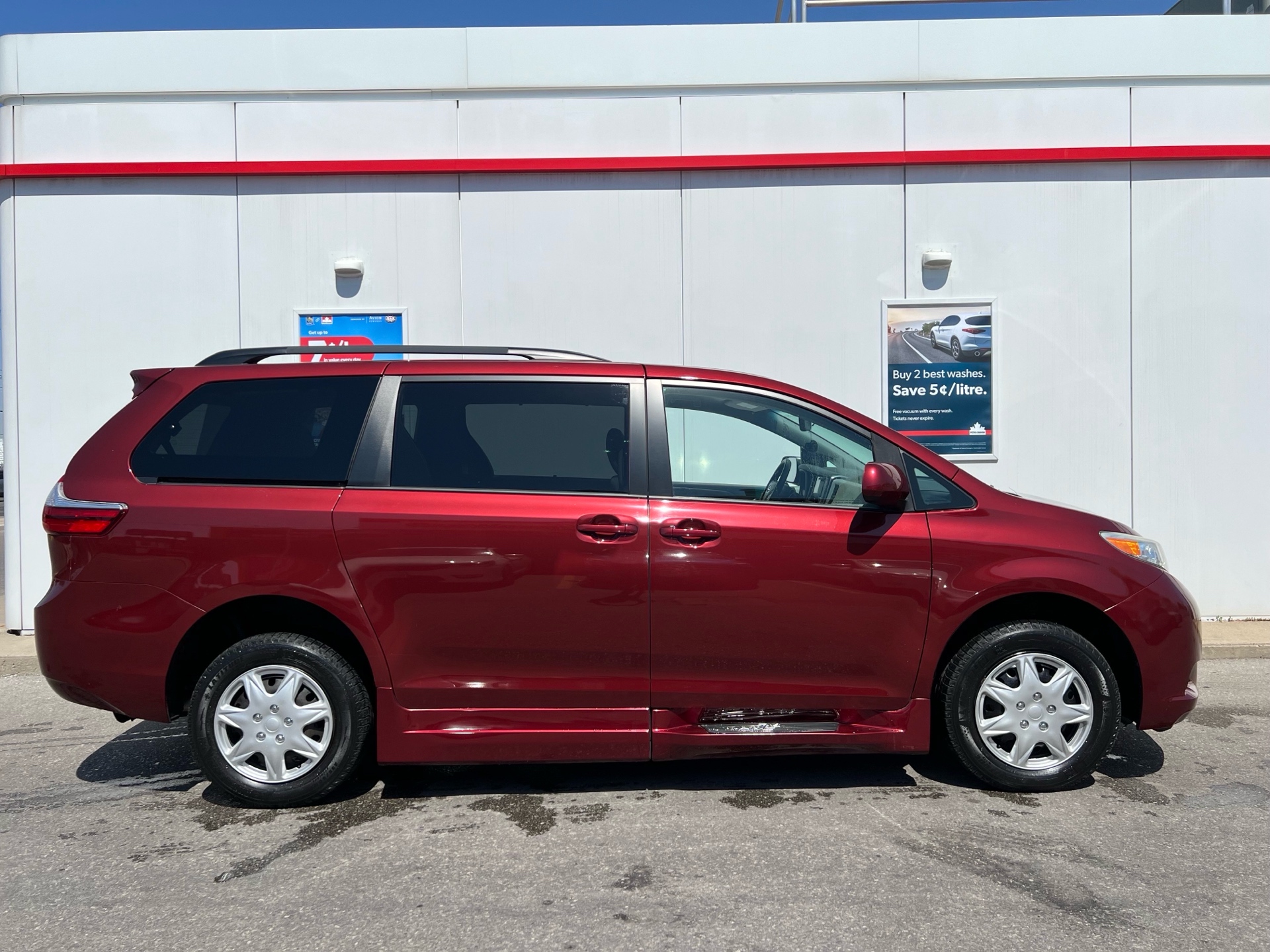 Used Car | TORONTO Used Car Dealer | New and Used Car For Sale | Lucky ...