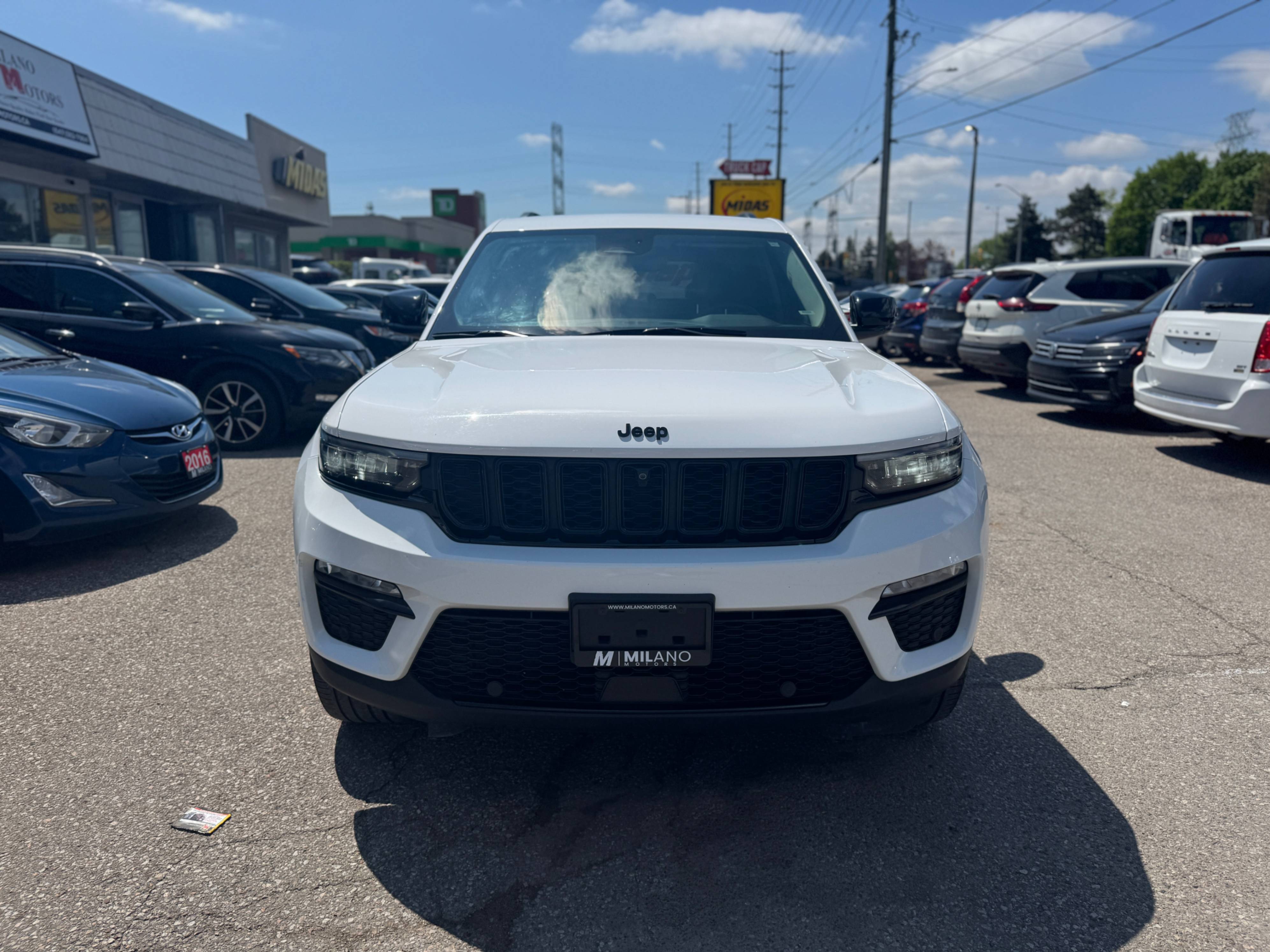 Woodbridge Used Car Dealer | New and Used Car For Sale | Milano Motors