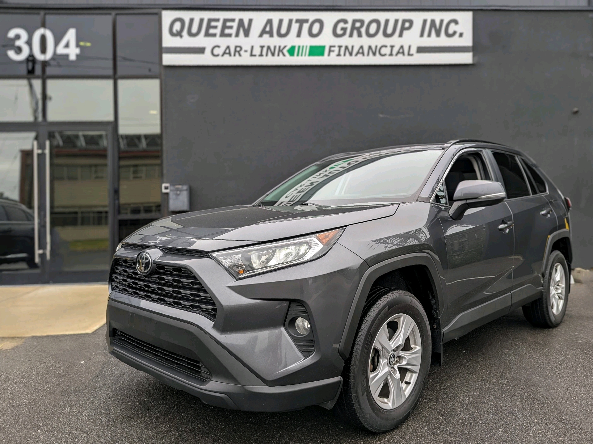 TORONTO Used Car Dealer | New and Used Car For Sale | Queen Auto Group