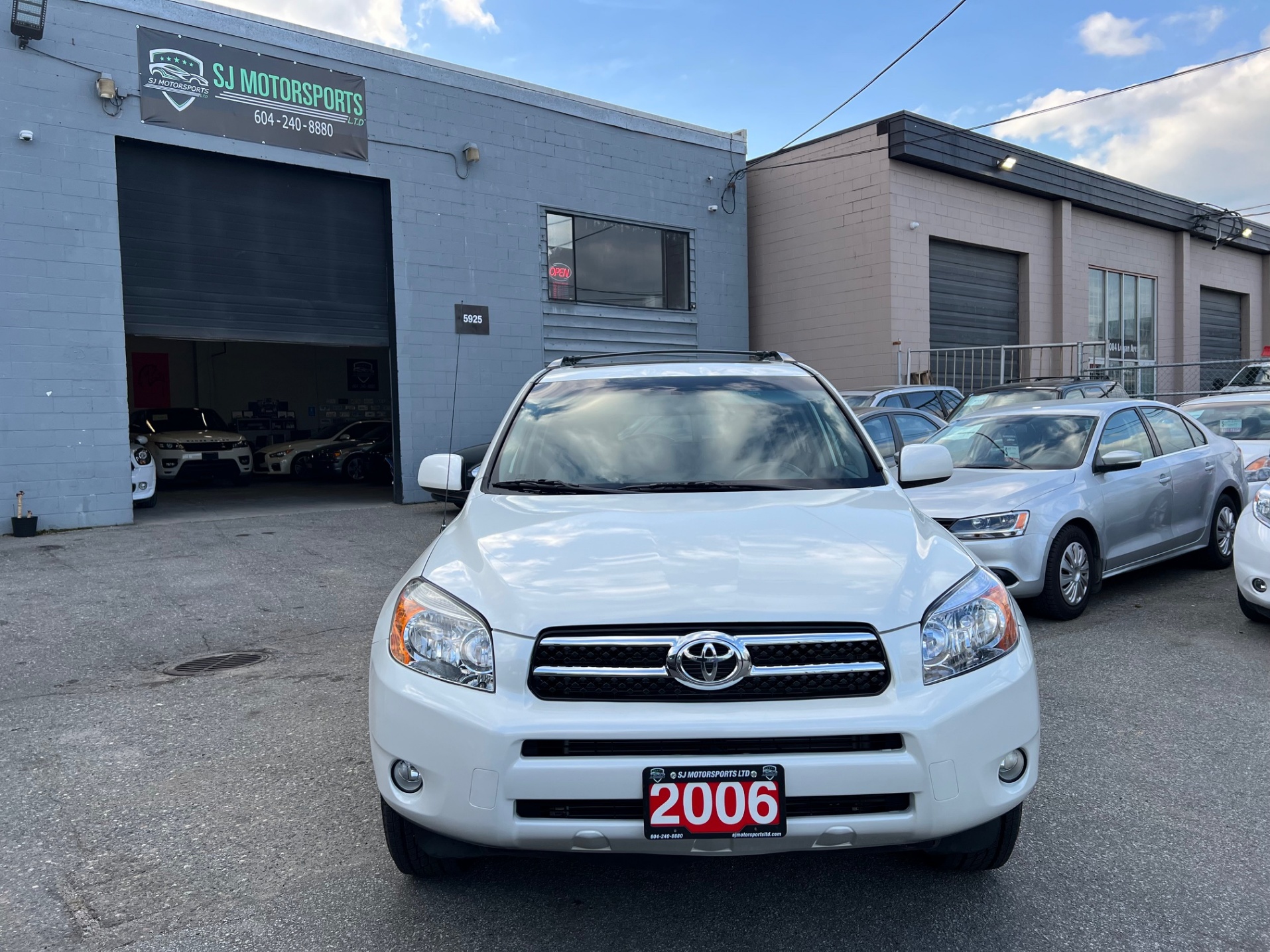 Langley Used Car Dealer | New and Used Car For Sale | Sj Motorsport ltd