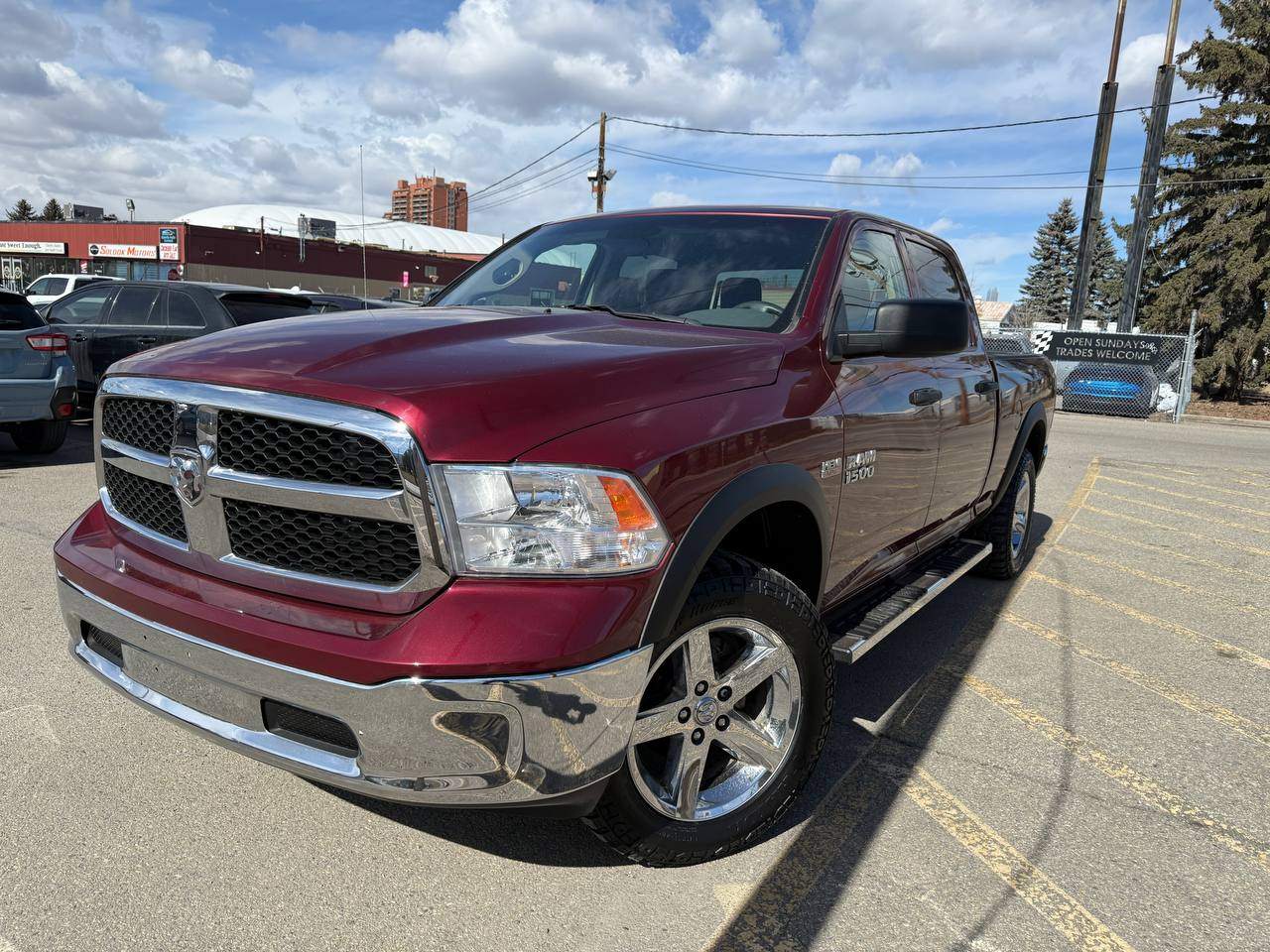 Calgary Used Car Dealer | New and Used Car For Sale | Solook Motors