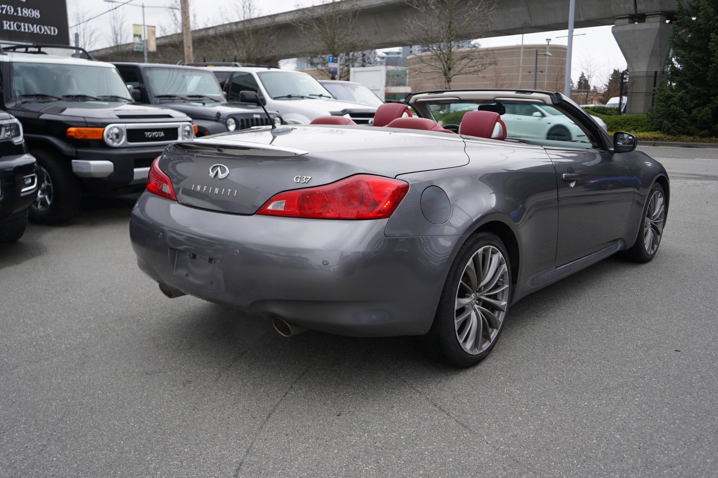 Richmond Used Car Dealer | New and Used Car For Sale | V.I.B Motors Ltd.